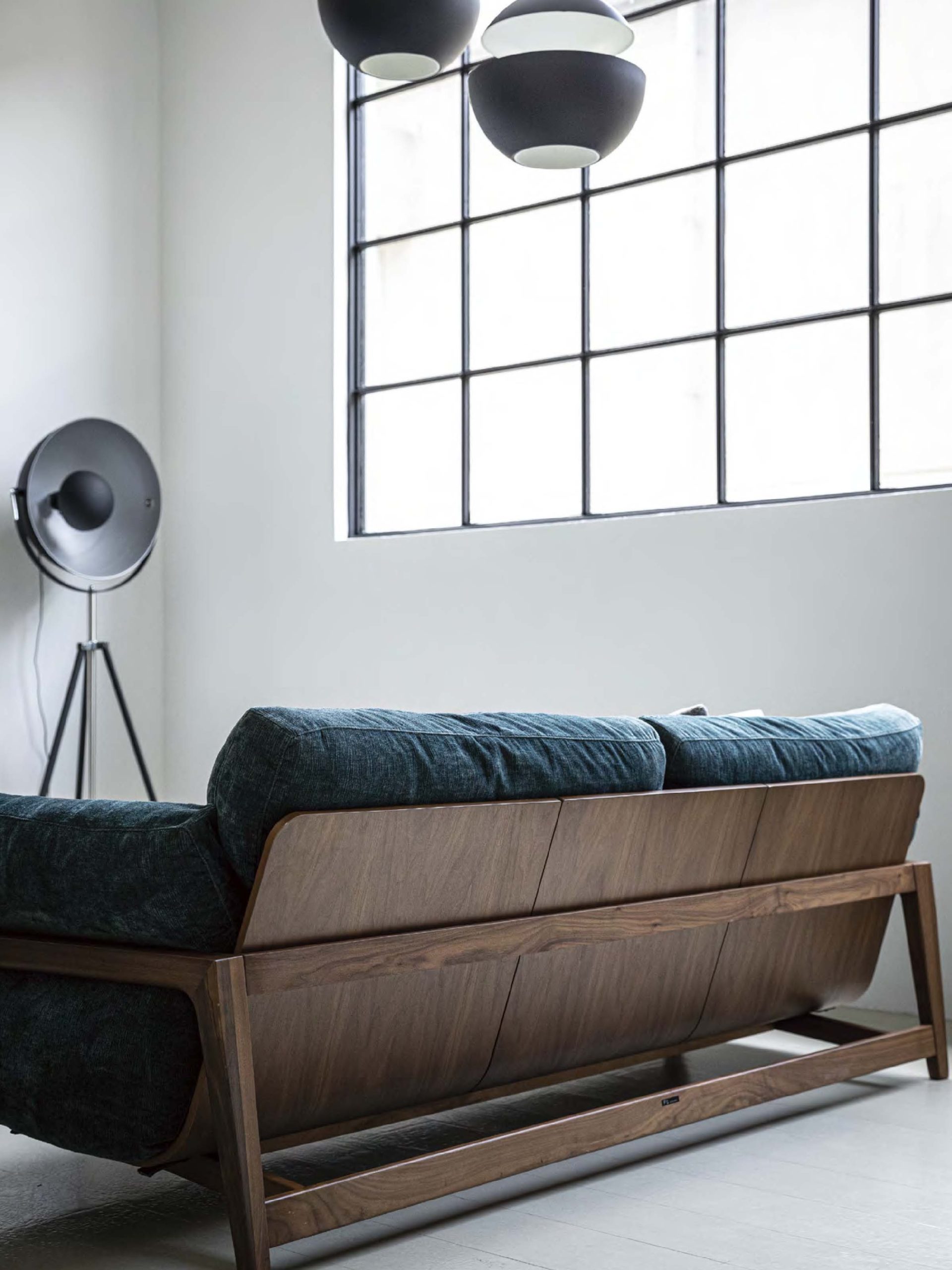 日本家具 Fuji Furniture 進口家具 創造性破壞價值 木製餐桌椅 沙發